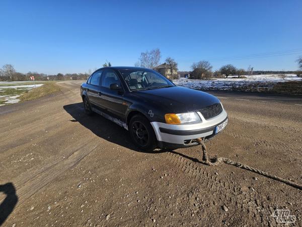 Volkswagen Passat 1998 in Vilkaviskis, with an engine capacity of 1.90 L and mileage of 1111 thousand km for 250 €, photo 3 on AUTOMOTO.COM.LV