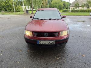 Volkswagen Passat 1998 in Jurbarkas, with an engine capacity of 1.90 L and mileage of 424 thousand km for 450 €, photo  on AUTOMOTO.COM.LV