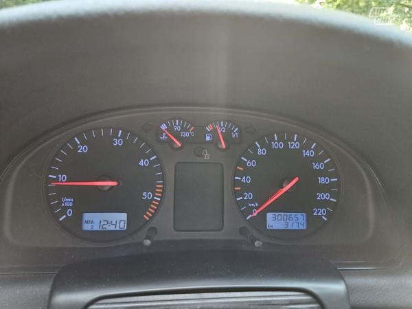 Volkswagen Passat 1998 Kauņa vietnē Volkswagen Passat 1998 Kauņa, ar dzinēja tilpumu 1.90 L un nobraukumu 301 tūkst. km par 1200 €, foto 10 vietnē AUTOMOTO.COM.LV