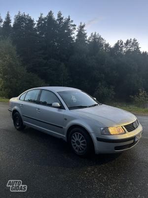 Volkswagen Passat 1998 in Vilnius, with an engine capacity of 1.90 L and mileage of 409 thousand km for 750 €, photo 3 on AUTOMOTO.COM.LV