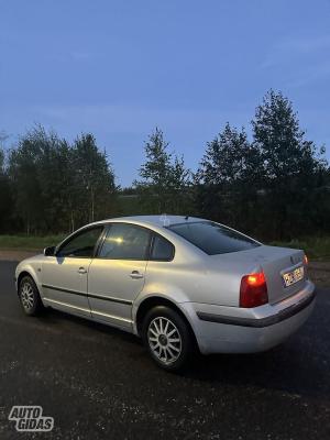 Volkswagen Passat 1998 in Vilnius, with an engine capacity of 1.90 L and mileage of 409 thousand km for 750 €, photo 5 on AUTOMOTO.COM.LV
