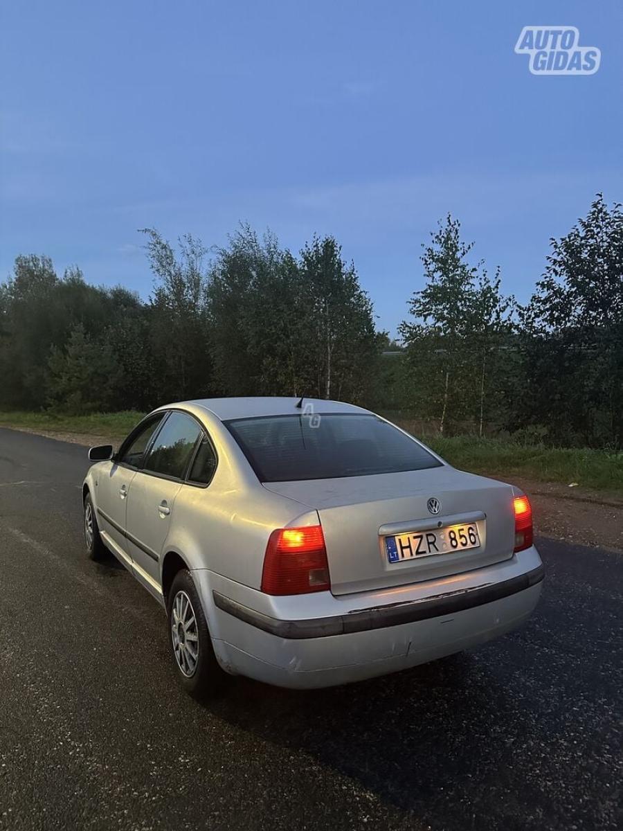 Volkswagen Passat 1998 in Vilnius, with an engine capacity of 1.90 L and mileage of 409 thousand km for 750 €, photo 6 on AUTOMOTO.COM.LV