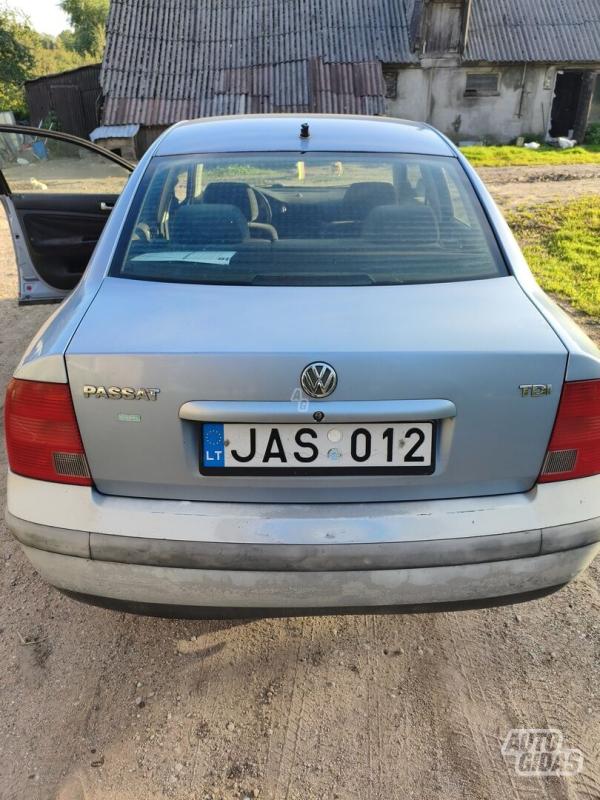 Volkswagen Passat 1998 Šilalė vietnē Volkswagen Passat 1998 Šilalė, ar dzinēja tilpumu 1.90 L un nobraukumu 439 tūkst. km par 1000 €, foto 4 vietnē AUTOMOTO.COM.LV
