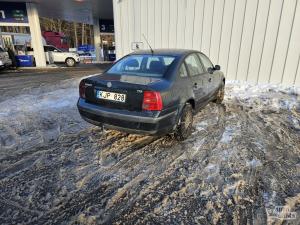 Volkswagen Passat 1999 Jurbarkas, ar dzinēja tilpumu 1.90 L un nobraukumu 3861 tūkst. km par 1150 €, foto 3 vietnē AUTOMOTO.COM.LV