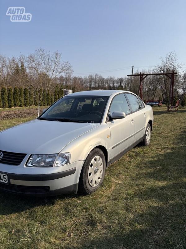 Volkswagen Passat 1999 Marijampole, ar dzinēja tilpumu 1.80 L un nobraukumu 191 tūkst. km par 1200 €, foto 2 vietnē AUTOMOTO.COM.LV