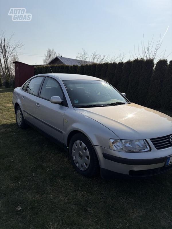 Volkswagen Passat 1999 Marijampole, ar dzinēja tilpumu 1.80 L un nobraukumu 191 tūkst. km par 1200 €, foto 3 vietnē AUTOMOTO.COM.LV