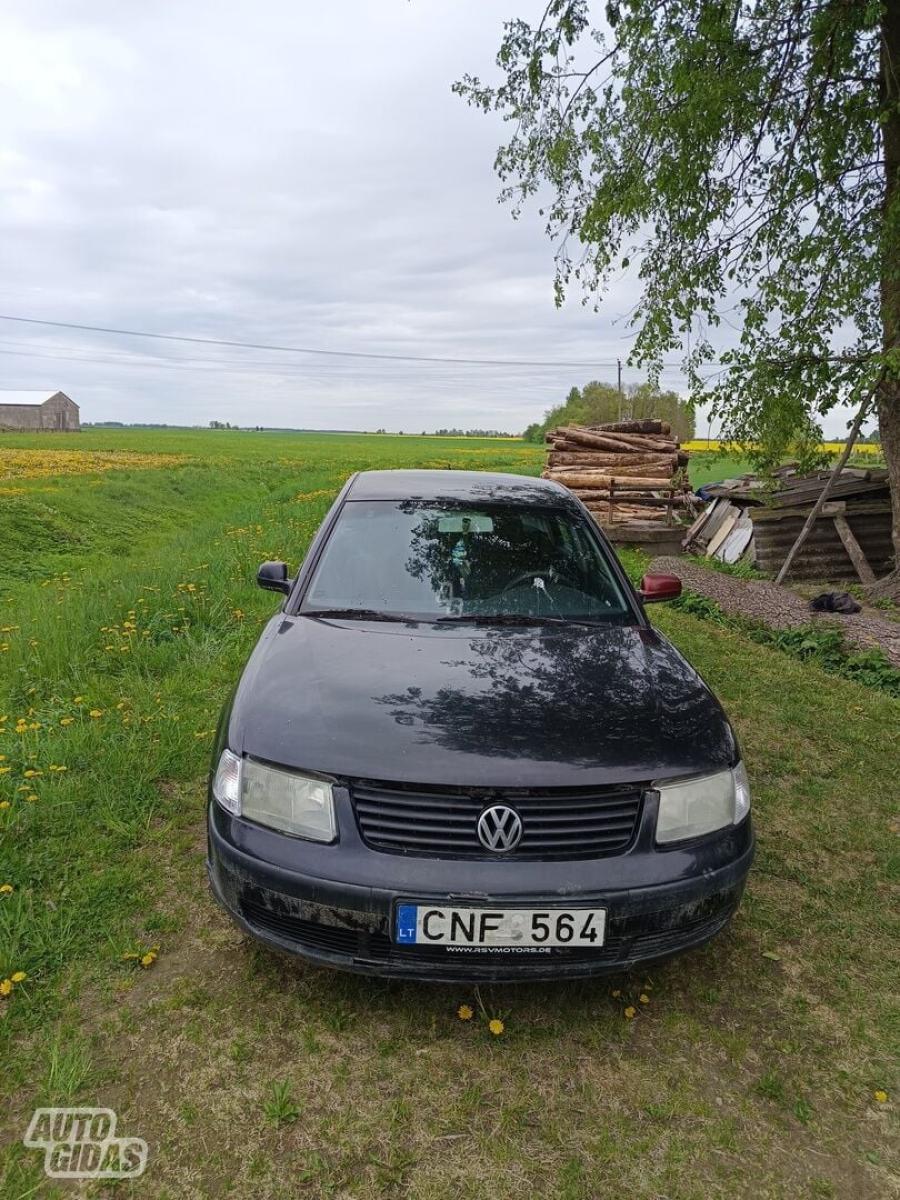 Volkswagen Passat 1999 Joniškis, ar dzinēja tilpumu 1.60 L un nobraukumu 347 tūkst. km par 400 €, foto 1 vietnē AUTOMOTO.COM.LV