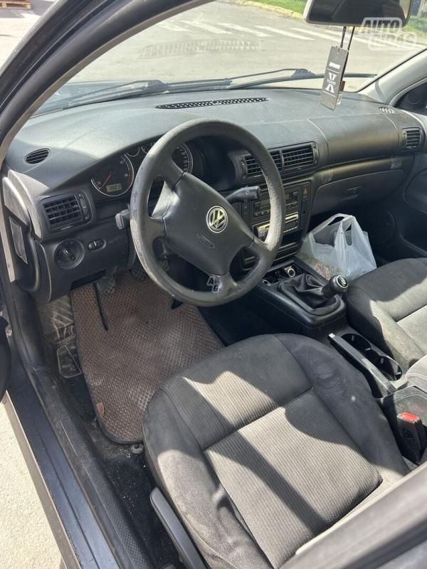Volkswagen Passat 1999 Prienai, ar dzinēja tilpumu 1.90 L un nobraukumu 466 tūkst. km par 999 €, foto 3 vietnē AUTOMOTO.COM.LV