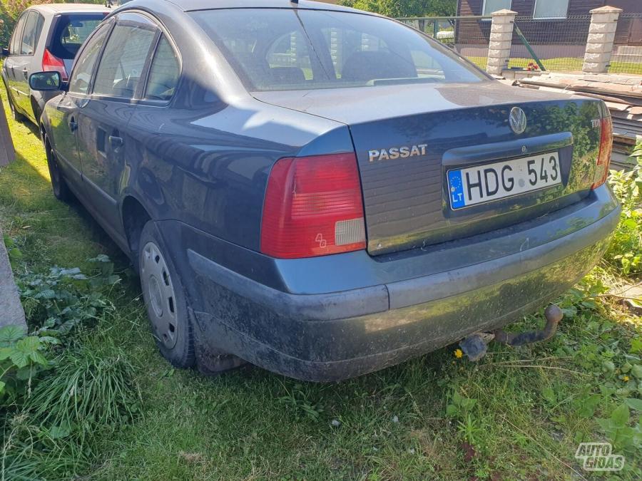 Volkswagen Passat 1999 in Klaipeda, with an engine capacity of 1.90 L and mileage of 353 thousand km for 450 €, photo 5 on AUTOMOTO.COM.LV