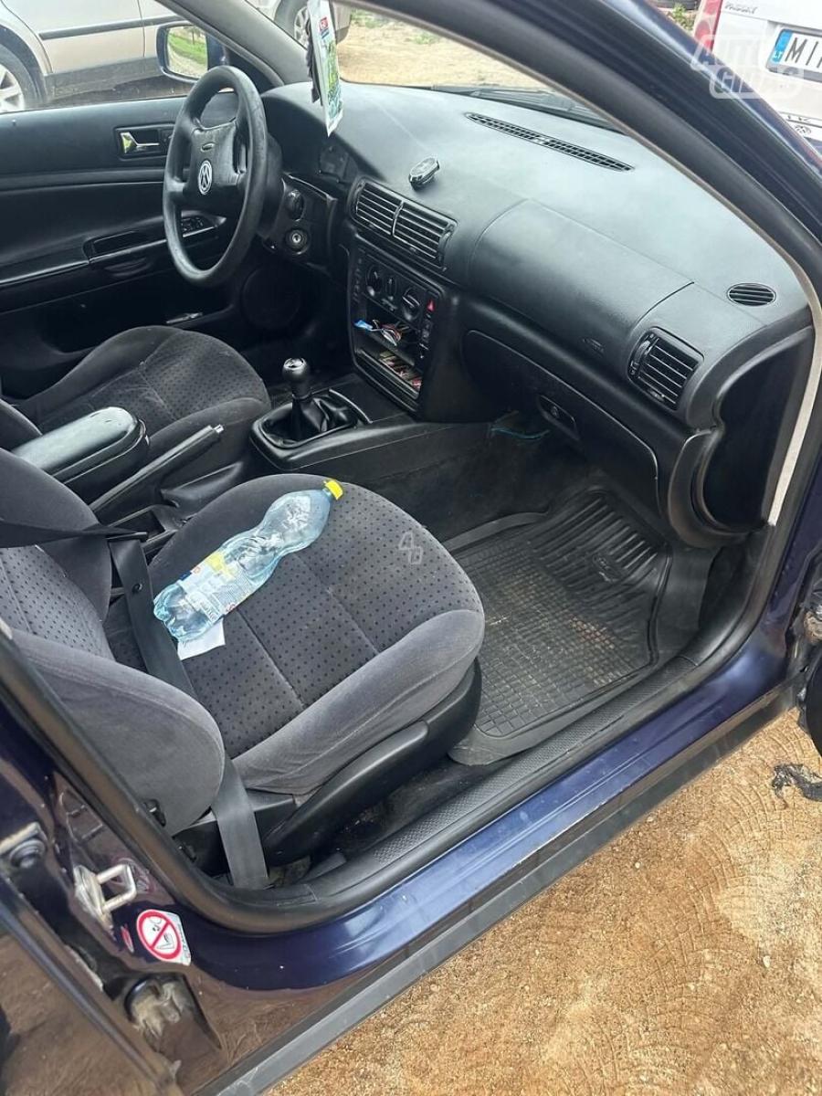 Volkswagen Passat 1999 in Alytus, with an engine capacity of 1.90 L and mileage of 470 thousand km for 950 €, photo 10 on AUTOMOTO.COM.LV