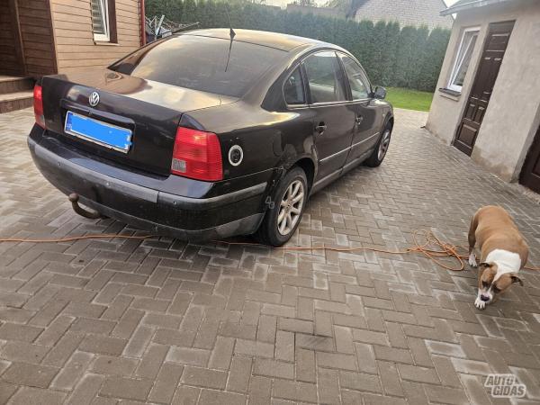 Фольксваген Пассат 1999 в Вилкавишкис на AUTOMOTO.COM.LV Фольксваген Пассат 1999 в Вилкавишкис, объемом двигателя 2.30 л и пробегом 303 тыс. км за 599 €, фото 5 на AUTOMOTO.COM.LV