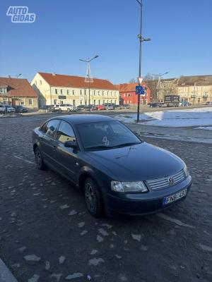 Volkswagen Passat 2000 Šilutė, ar dzinēja tilpumu 1.90 L un nobraukumu 300 tūkst. km par 550 €, foto 4 vietnē AUTOMOTO.COM.LV