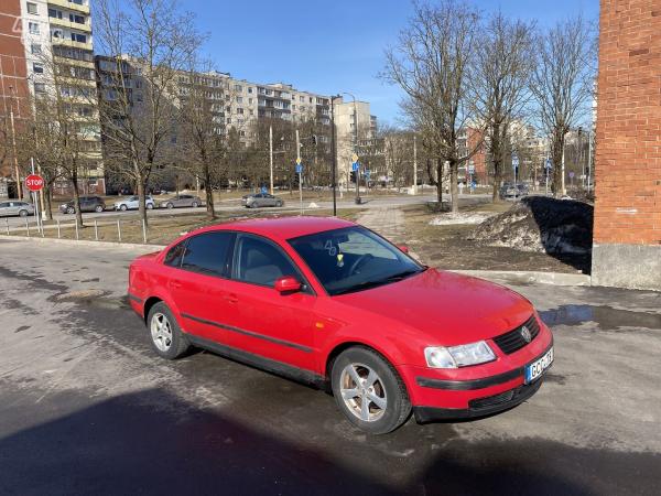 Volkswagen Passat 2000 in Vilnius, with an engine capacity of 1.90 L and mileage of 300 thousand km for 530 €, photo 1 on AUTOMOTO.COM.LV