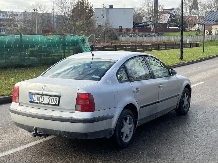 Volkswagen Passat 2000 Kauņa, ar dzinēja tilpumu 1.90 L un nobraukumu 320 tūkst. km par 200 €, foto 4 vietnē AUTOMOTO.COM.LV