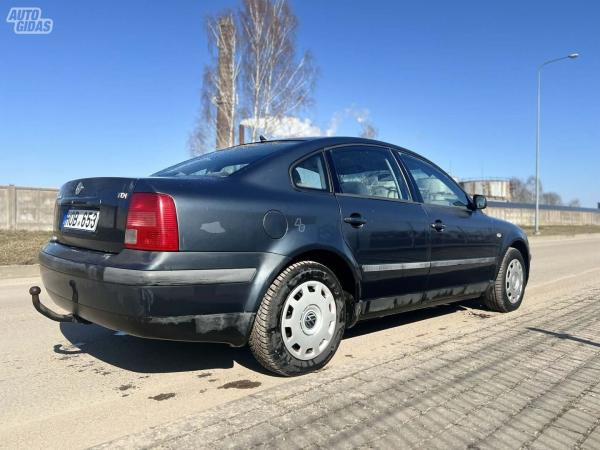 Volkswagen Passat 2000 in Silute, with an engine capacity of 1.90 L and mileage of 300 thousand km for 830 €, photo 3 on AUTOMOTO.COM.LV