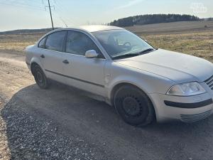 Volkswagen Passat 2000 Viļņa, ar dzinēja tilpumu 1.80 L un nobraukumu 300 tūkst. km par 1500 €, foto 4 vietnē AUTOMOTO.COM.LV