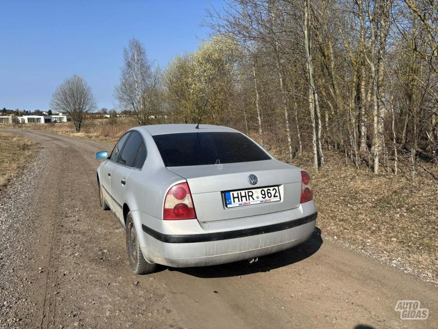 Volkswagen Passat 2000 Viļņa, ar dzinēja tilpumu 1.80 L un nobraukumu 300 tūkst. km par 1500 €, foto 6 vietnē AUTOMOTO.COM.LV