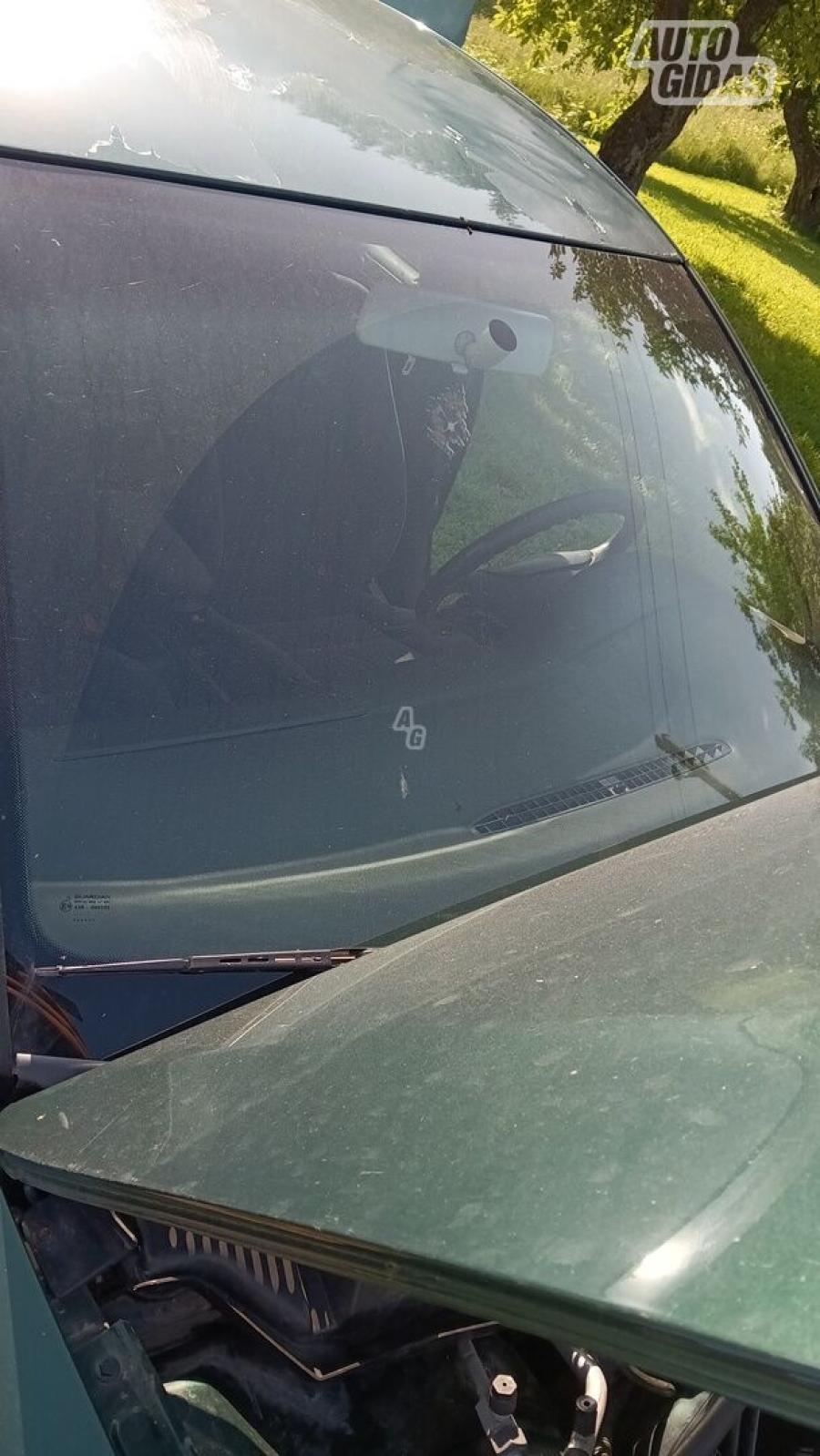 Volkswagen Passat 2000 Molėtai, ar dzinēja tilpumu 1.90 L un nobraukumu 348 tūkst. km par 950 €, foto 3 vietnē AUTOMOTO.COM.LV