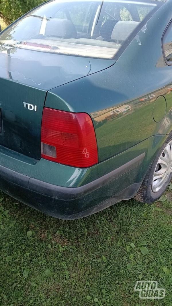 Volkswagen Passat 2000 Molėtai, ar dzinēja tilpumu 1.90 L un nobraukumu 348 tūkst. km par 950 €, foto 6 vietnē AUTOMOTO.COM.LV