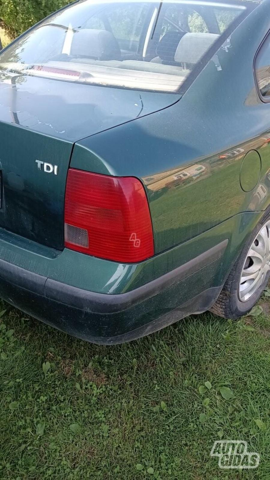 Volkswagen Passat 2000 Molėtai, ar dzinēja tilpumu 1.90 L un nobraukumu 348 tūkst. km par 950 €, foto 7 vietnē AUTOMOTO.COM.LV