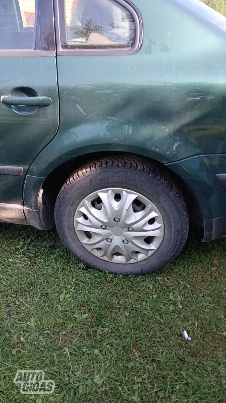 Volkswagen Passat 2000 Molėtai, ar dzinēja tilpumu 1.90 L un nobraukumu 348 tūkst. km par 950 €, foto 9 vietnē AUTOMOTO.COM.LV