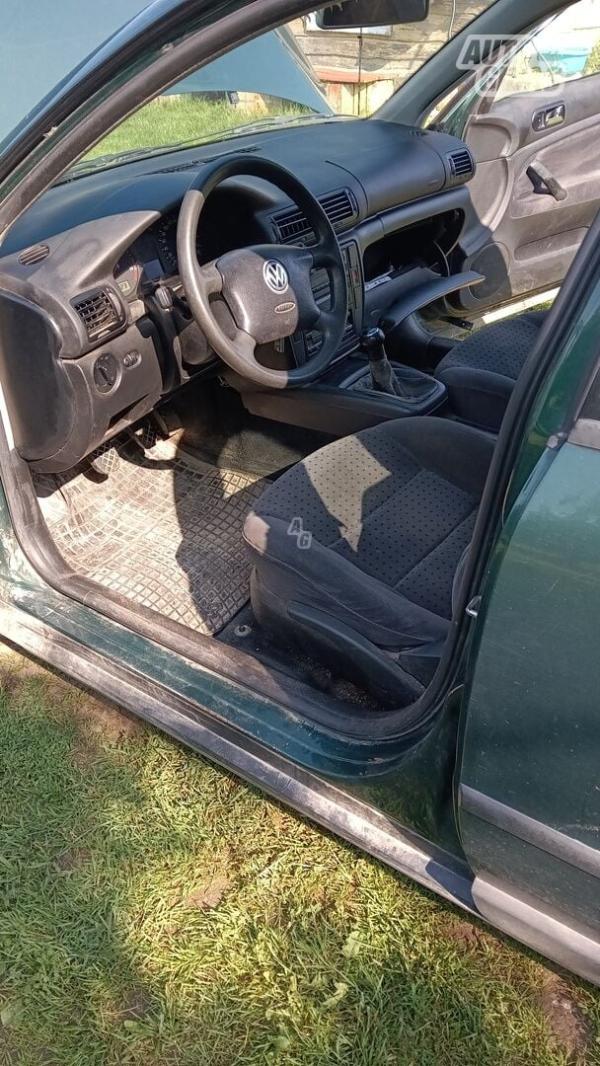 Volkswagen Passat 2000 Molėtai, ar dzinēja tilpumu 1.90 L un nobraukumu 348 tūkst. km par 950 €, foto 9 vietnē AUTOMOTO.COM.LV