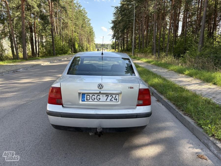Volkswagen Passat 2000 in Varena, with an engine capacity of 1.90 L and mileage of 378 thousand km for 950 €, photo 3 on AUTOMOTO.COM.LV