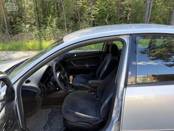 Volkswagen Passat 2000 Varėna, ar dzinēja tilpumu 1.90 L un nobraukumu 378 tūkst. km par 950 €, foto 7 vietnē AUTOMOTO.COM.LV