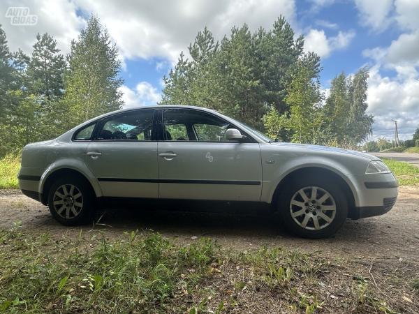 Volkswagen Passat 2000 in Vilnius, with an engine capacity of 1.90 L and mileage of 323 thousand km for 999 €, photo 4 on AUTOMOTO.COM.LV