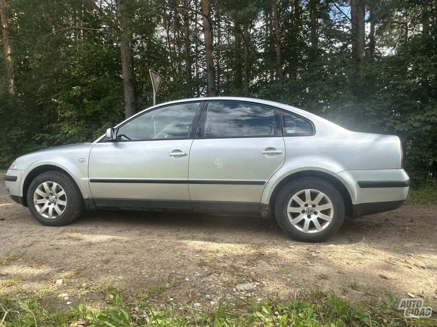 Volkswagen Passat 2000 in Vilnius, with an engine capacity of 1.90 L and mileage of 323 thousand km for 999 €, photo 9 on AUTOMOTO.COM.LV