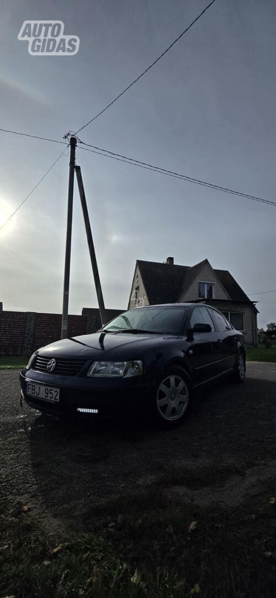 Volkswagen Passat 2000 Viļņa, ar dzinēja tilpumu 1.90 L un nobraukumu 321 tūkst. km par 900 €, foto 1 vietnē AUTOMOTO.COM.LV