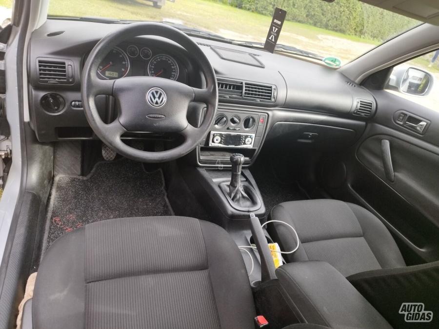Volkswagen Passat 2000 in Marijampole, with an engine capacity of 1.60 L and mileage of 223 thousand km for 949 €, photo 6 on AUTOMOTO.COM.LV