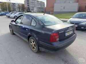 Volkswagen Passat 2000 Ukmergė, ar dzinēja tilpumu 1.80 L un nobraukumu 300 tūkst. km par 400 €, foto 4 vietnē AUTOMOTO.COM.LV