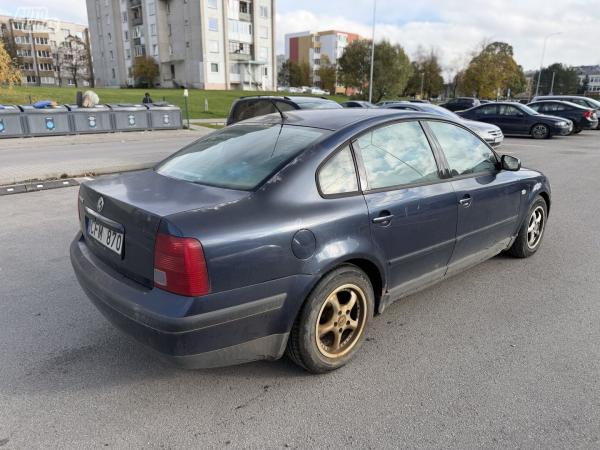 Volkswagen Passat 2000 Ukmergė, ar dzinēja tilpumu 1.80 L un nobraukumu 300 tūkst. km par 400 €, foto 6 vietnē AUTOMOTO.COM.LV