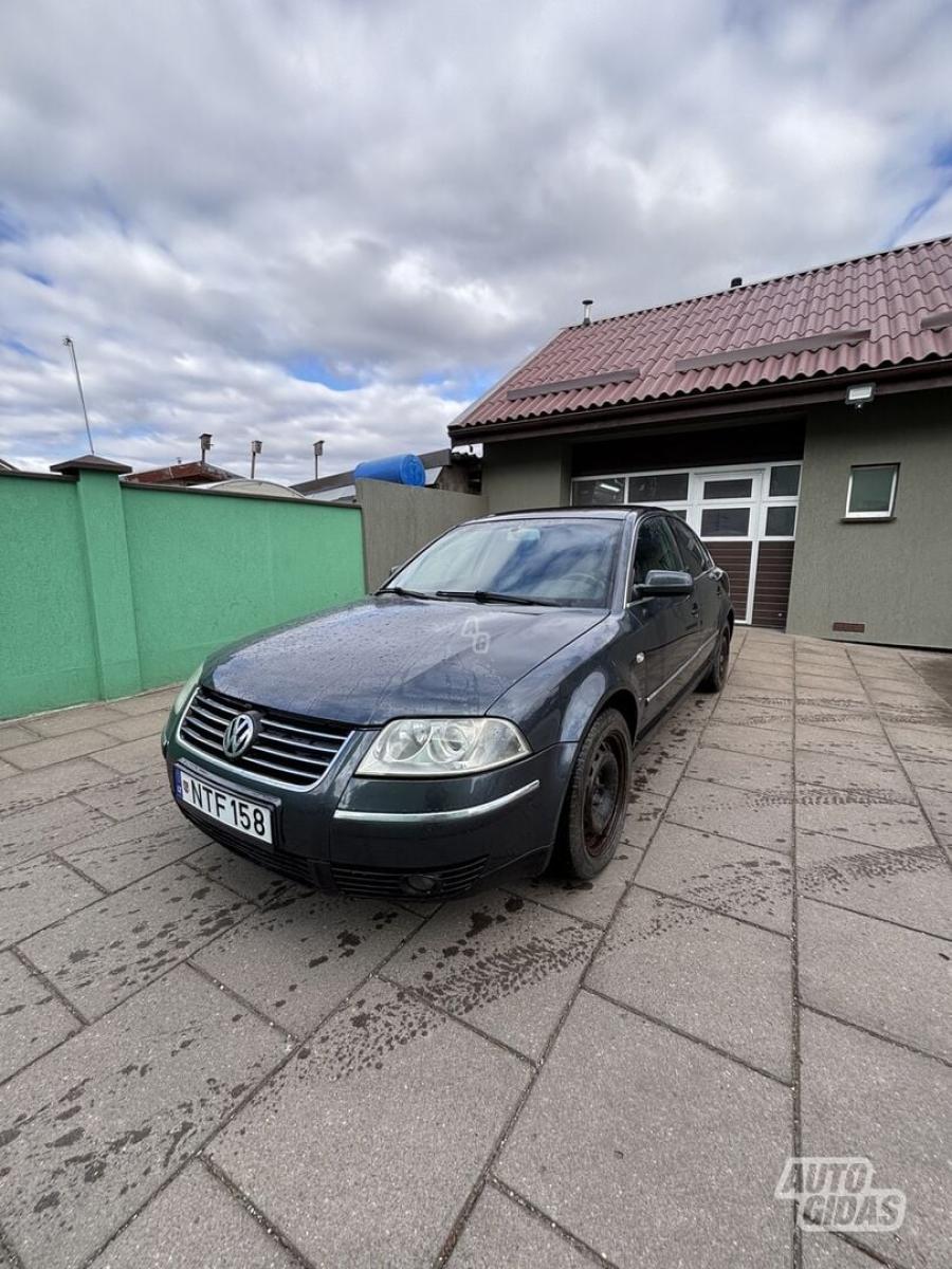 Volkswagen Passat 2001 Klaipėda, ar dzinēja tilpumu 2.80 L un nobraukumu 374 tūkst. km par 1750 €, foto 1 vietnē AUTOMOTO.COM.LV