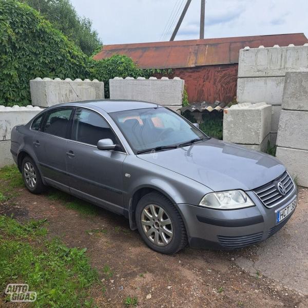 Volkswagen Passat 2001 in Alytus, with an engine capacity of 1.90 L and mileage of 300 thousand km for 800 €, photo 1 on AUTOMOTO.COM.LV