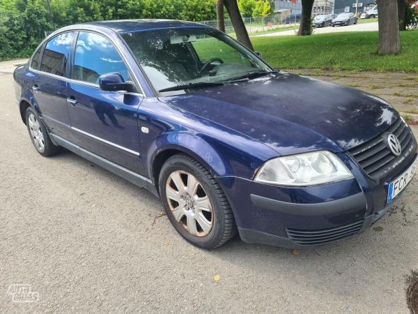 Фольксваген Пассат 2001 в Клайпеда, объемом двигателя 2.50 л и пробегом 395 тыс. км за 1100 €, фото 2 на AUTOMOTO.COM.LV