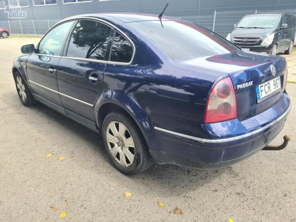 Фольксваген Пассат 2001 в Клайпеда, объемом двигателя 2.50 л и пробегом 395 тыс. км за 1100 €, фото 3 на AUTOMOTO.COM.LV