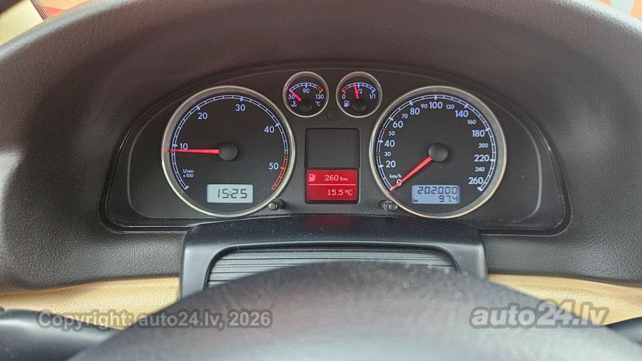 Volkswagen Passat 2001 in Tartu, with an engine capacity of 1.90 L and mileage of 202 thousand km for 4999 €, photo 6 on AUTOMOTO.COM.LV