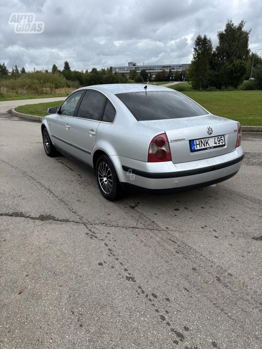 Volkswagen Passat 2001 in Telschi, with an engine capacity of 1.90 L and mileage of 413 thousand km for 1250 €, photo 1 on AUTOMOTO.COM.LV