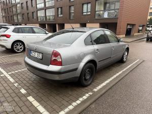 Volkswagen Passat 2002 in Vilnius, with an engine capacity of 2.00 L and mileage of 289 thousand km for 650 €, photo 3 on AUTOMOTO.COM.LV