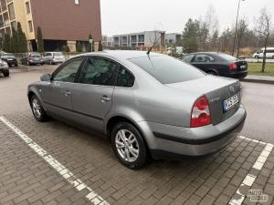 Volkswagen Passat 2002 in Vilnius, with an engine capacity of 2.00 L and mileage of 289 thousand km for 650 €, photo 4 on AUTOMOTO.COM.LV