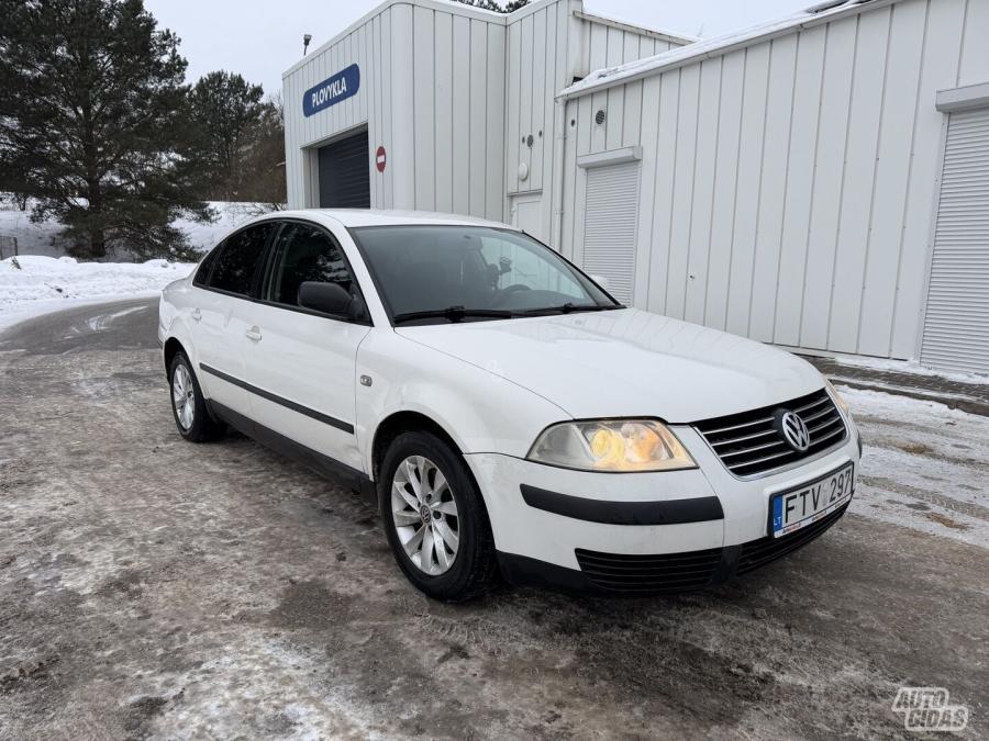 Volkswagen Passat 2002 in Utena, with an engine capacity of 1.90 L and mileage of 474 thousand km for 950 €, photo 3 on AUTOMOTO.COM.LV