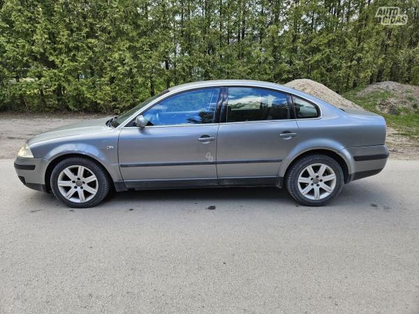 Volkswagen Passat 2002 Prienai, ar dzinēja tilpumu 1.90 L un nobraukumu 333 tūkst. km par 1200 €, foto 4 vietnē AUTOMOTO.COM.LV