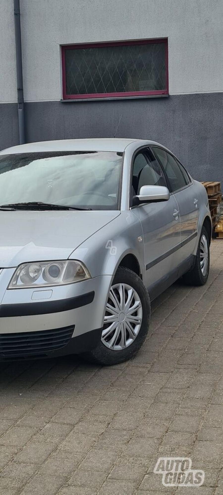 Volkswagen Passat 2002 in Vilnius, with an engine capacity of 1.80 L and mileage of 212 thousand km for 1000 €, photo 13 on AUTOMOTO.COM.LV