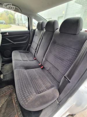Volkswagen Passat 2002 in Vilnius, with an engine capacity of 1.80 L and mileage of 212 thousand km for 1000 €, photo 28 on AUTOMOTO.COM.LV