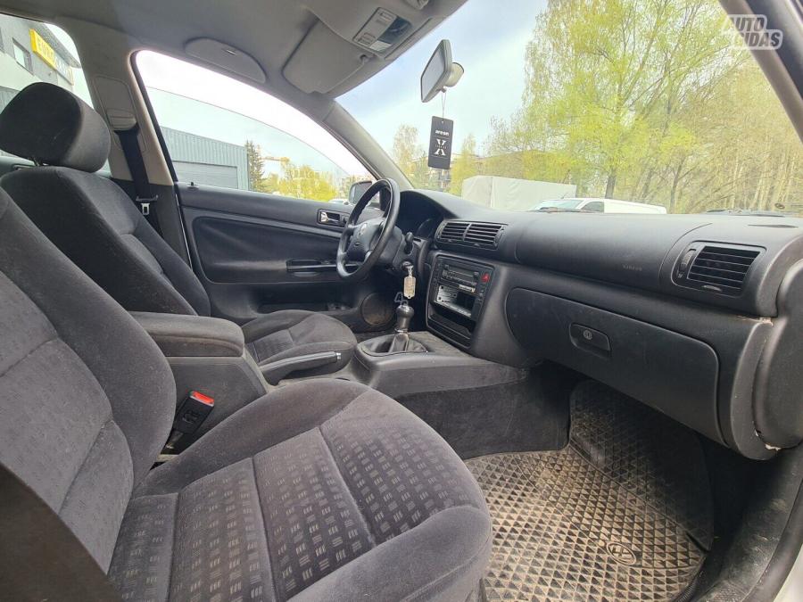 Volkswagen Passat 2002 in Vilnius, with an engine capacity of 1.80 L and mileage of 212 thousand km for 1000 €, photo 33 on AUTOMOTO.COM.LV