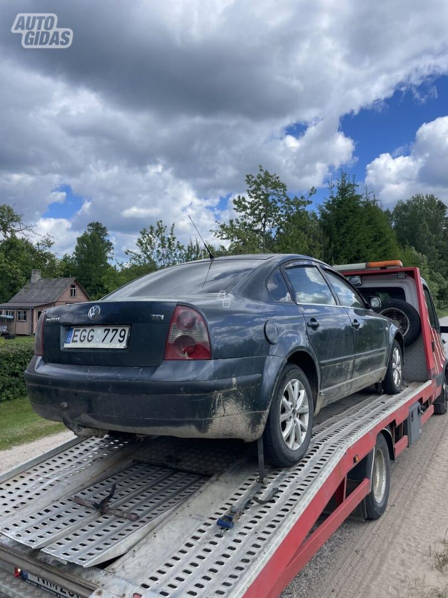 Volkswagen Passat 2002 Kauņa, ar dzinēja tilpumu 1.90 L un nobraukumu 300 tūkst. km par 550 €, foto 5 vietnē AUTOMOTO.COM.LV