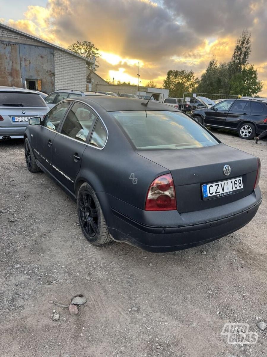 Volkswagen Passat 2002 in Klaipeda, with an engine capacity of 2.50 L and mileage of 220 thousand km for 700 €, photo 4 on AUTOMOTO.COM.LV