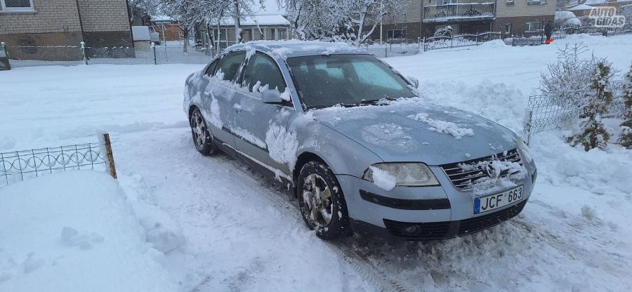 Volkswagen Passat 2003 Telšiai, ar dzinēja tilpumu 1.90 L un nobraukumu 384 tūkst. km par 1300 €, foto 1 vietnē AUTOMOTO.COM.LV